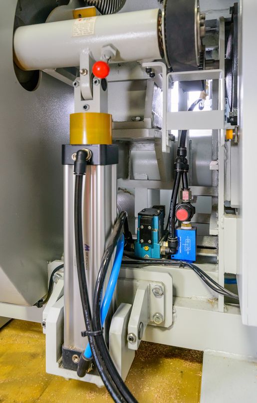 Northtech NT ADS-100A Automatic Crayon Mark & Defect Saw | 360 Degree ...