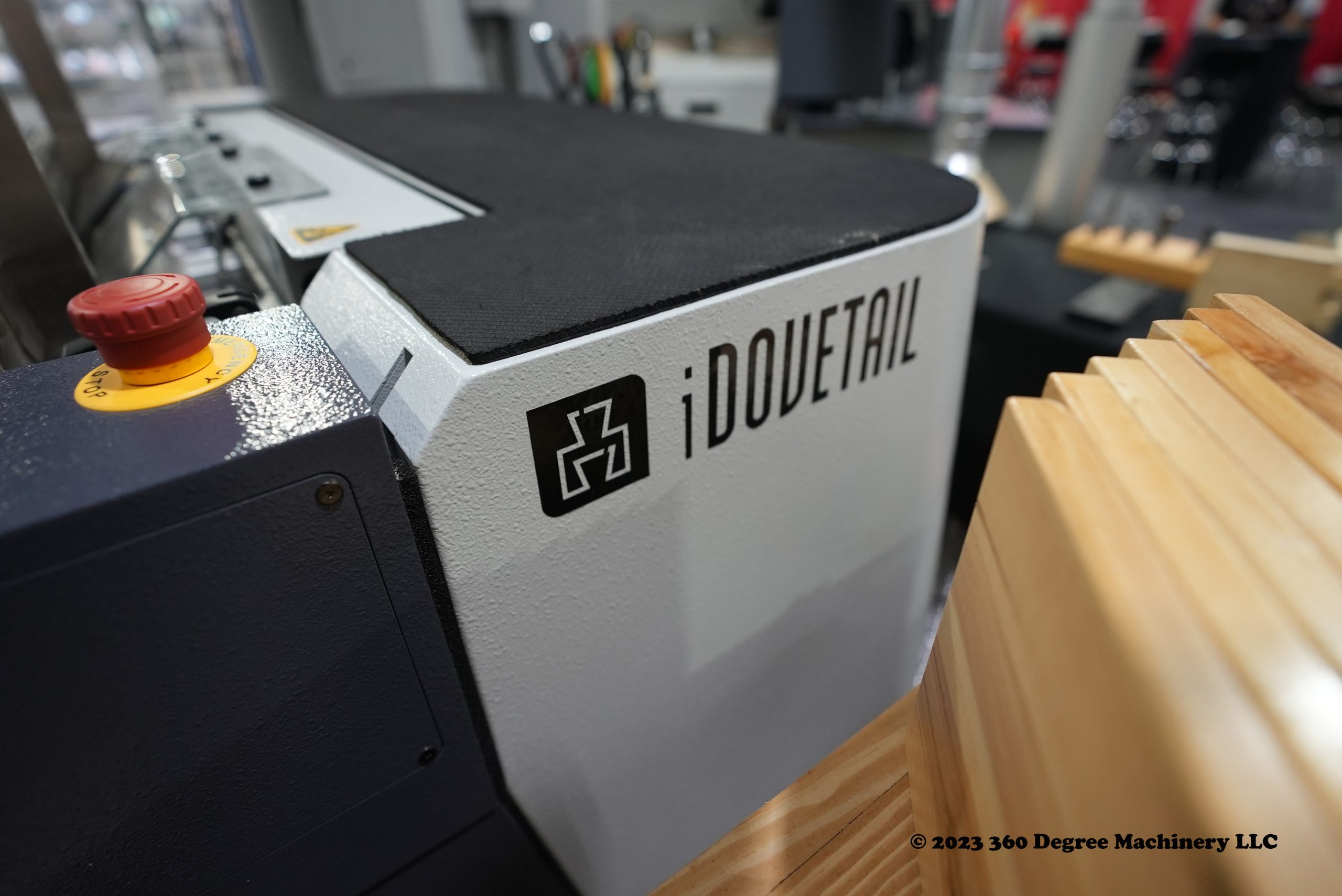 Northtech NT-IDOVETAL24 CNC DOVETAILER The Way a Dovetailer should be ...