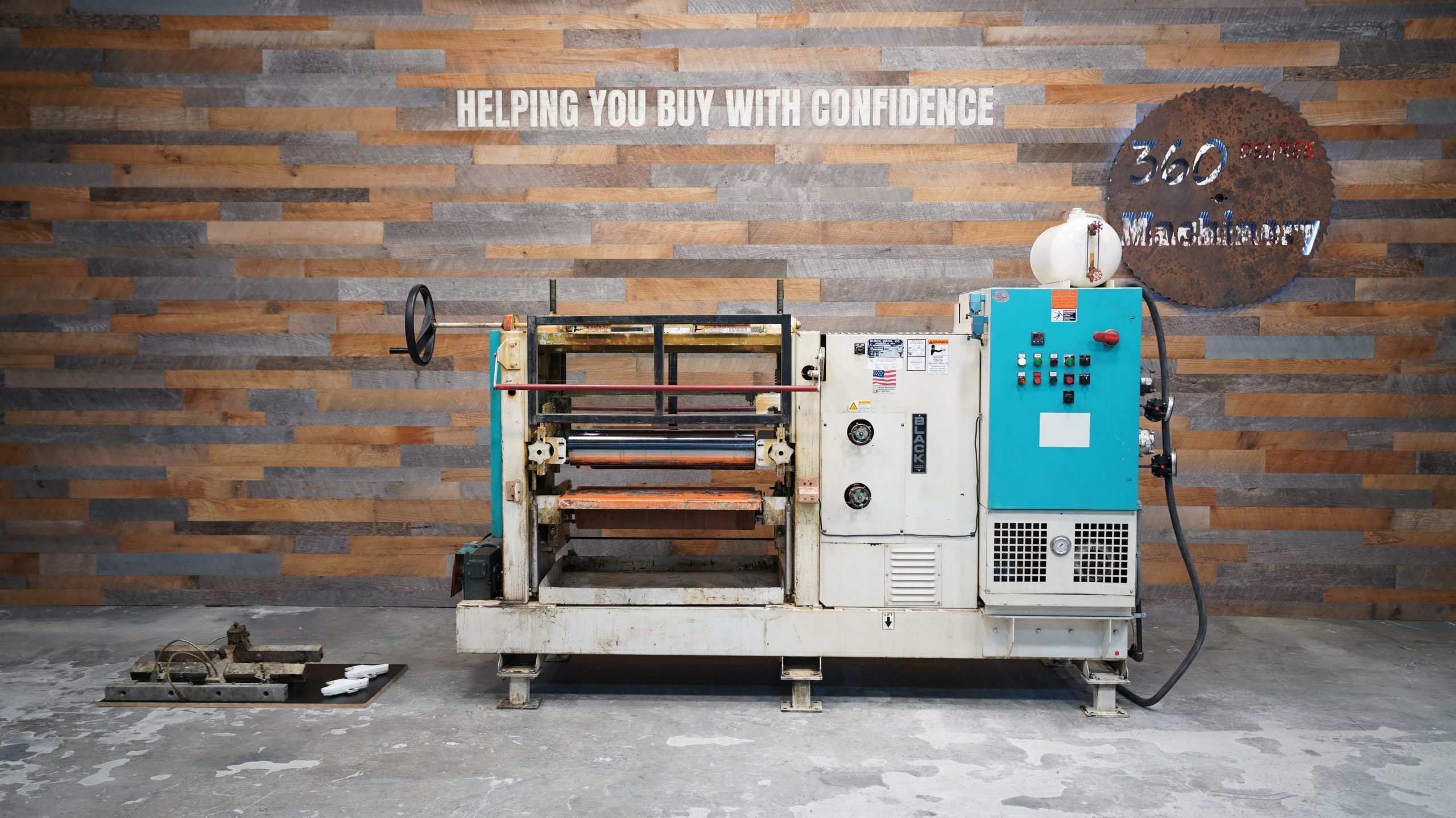 Black Bros 32" Top & Bottom Hot Melt Glue Spreader Model 775 | 360 ...