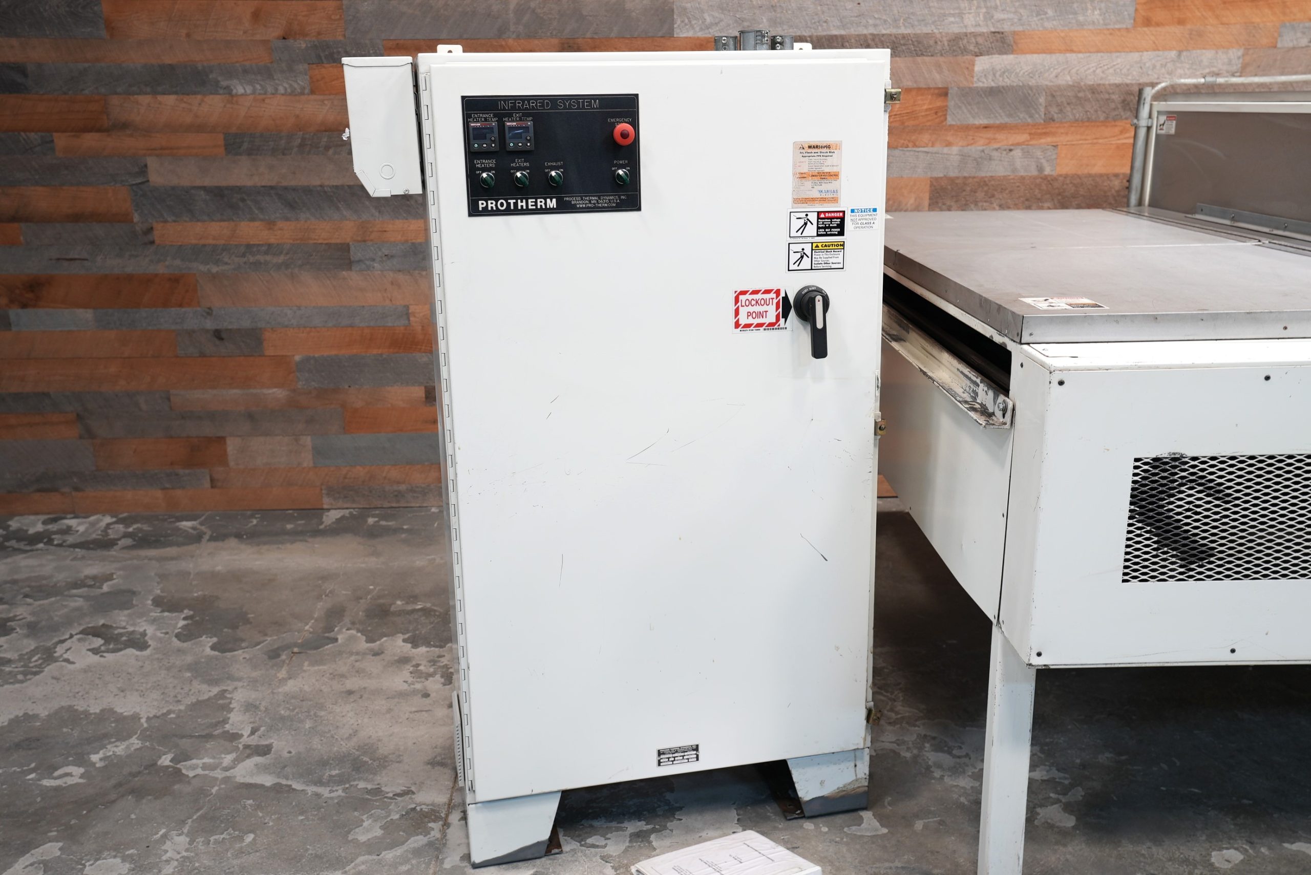 Black Bros ProTherm Infrared 60" Feed Thru Top and Bottom Pre-Heat Oven ...