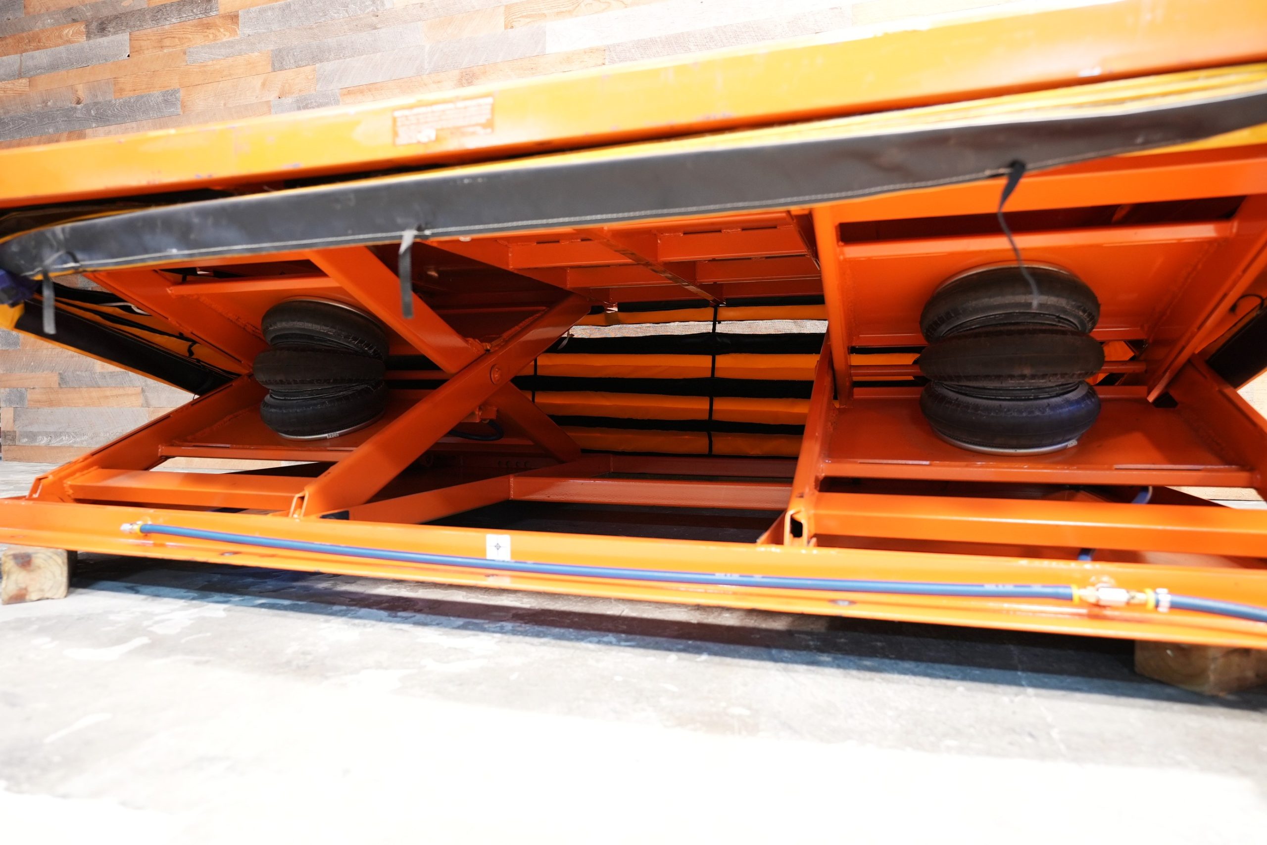 2017 Knight Global 4,000 LB 118" X 75" Lift Tables (2 Available) | 360 ...