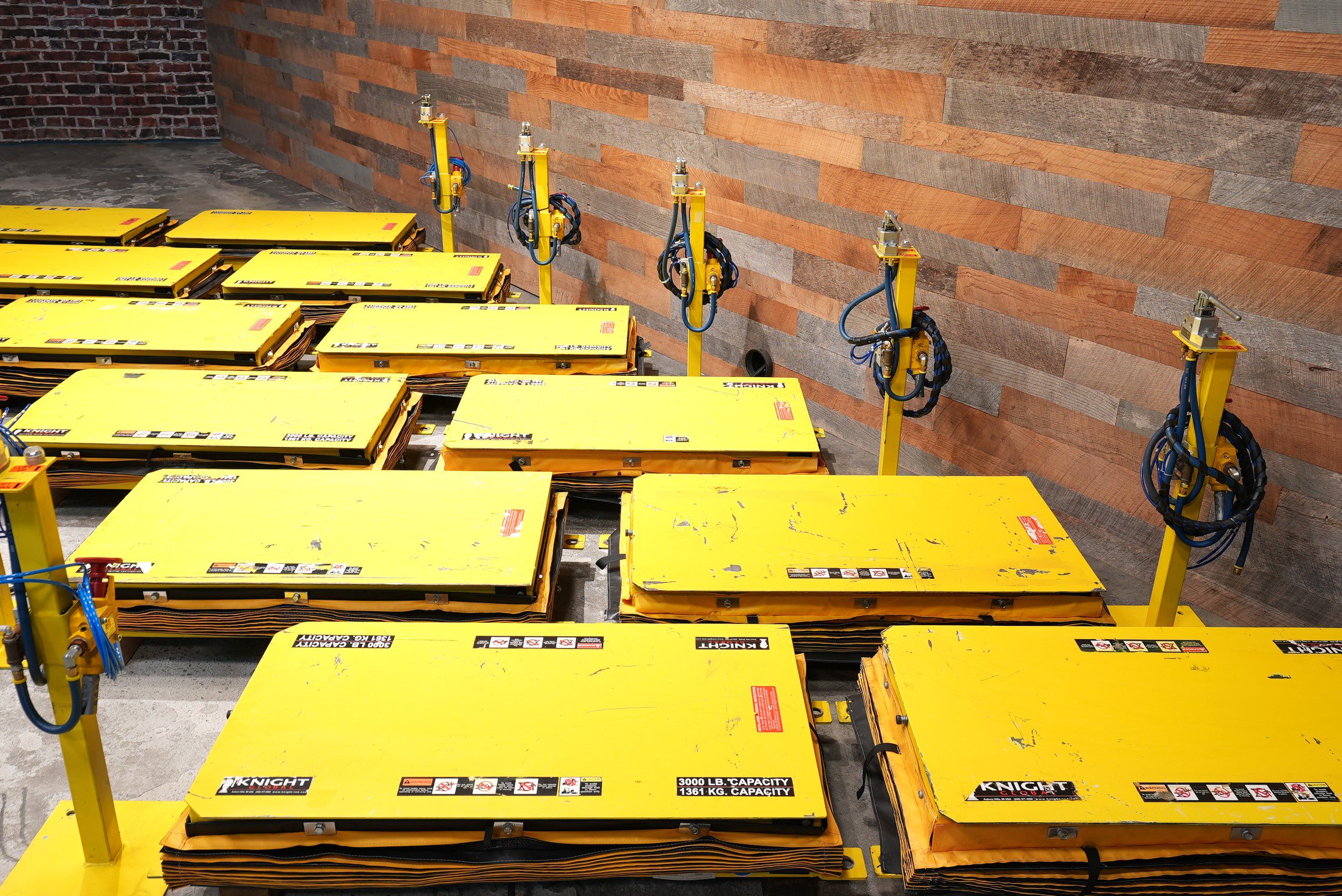 2022 Knight Global 3,000 LB 24" X 44" Lift Tables (6 Available) | 360 ...